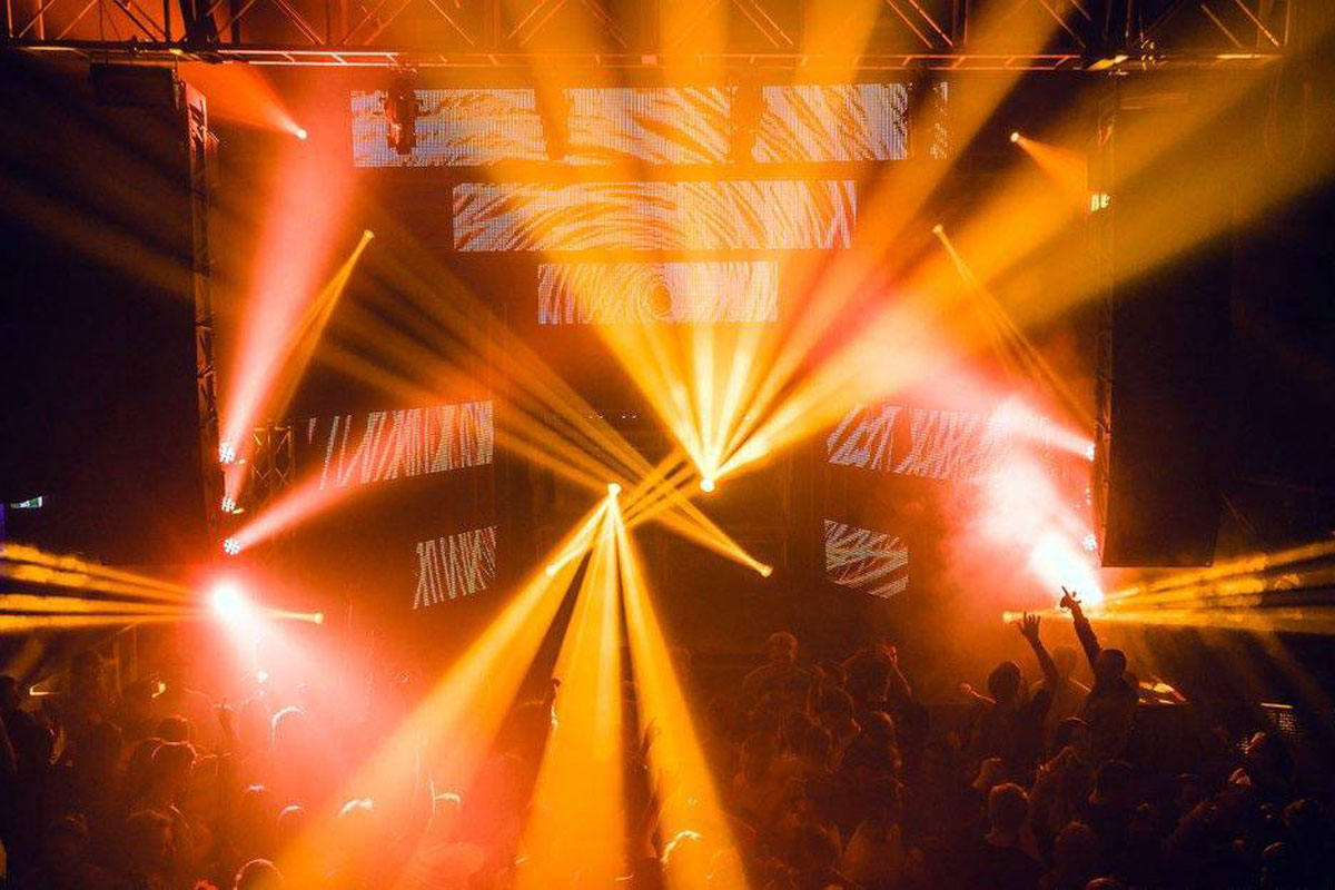 Frontier set the trend with Claypaky Axcor Beam 300 – Show Technology ...