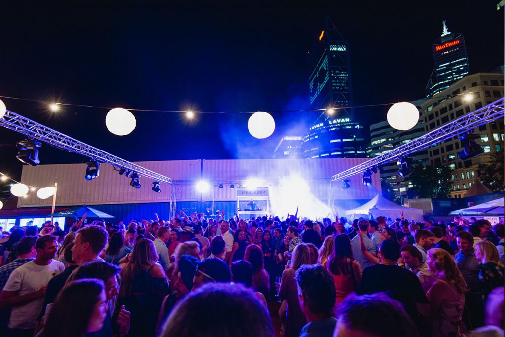 Neptune 400 Hybrid IP65 – Show Technology Australia