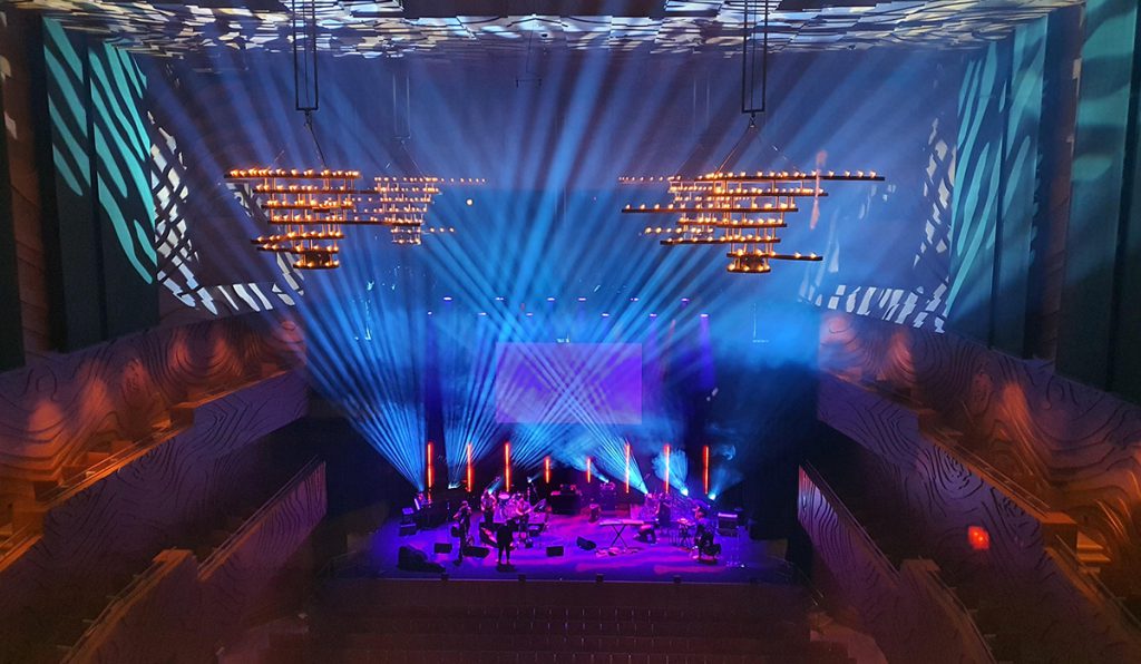 LED Fusion BAR Q XII – Show Technology Australia