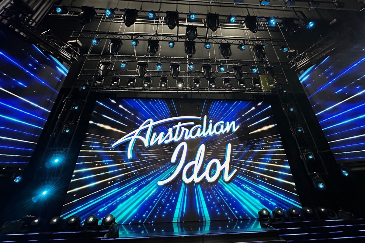 A New Australian Idol – Martin MAC One – Show Technology Australia